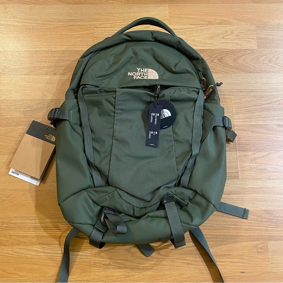 The North Face | Bags | The North Face Recon Backpack | Poshmark